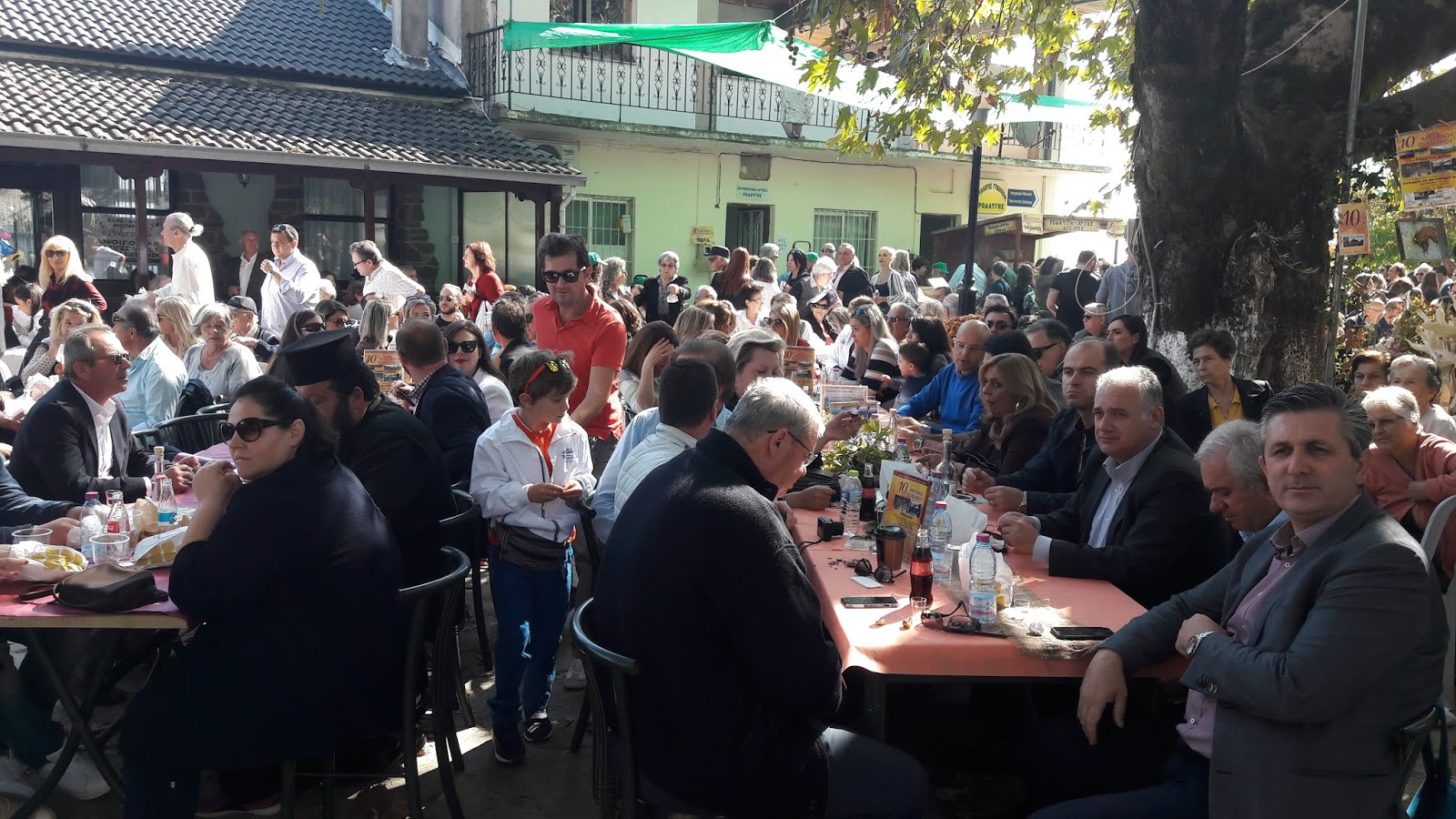 Πλήθος κόσμου στη Ροδαυγή Άρτας για την 10η Γιορτή Τσίπουρου και ...